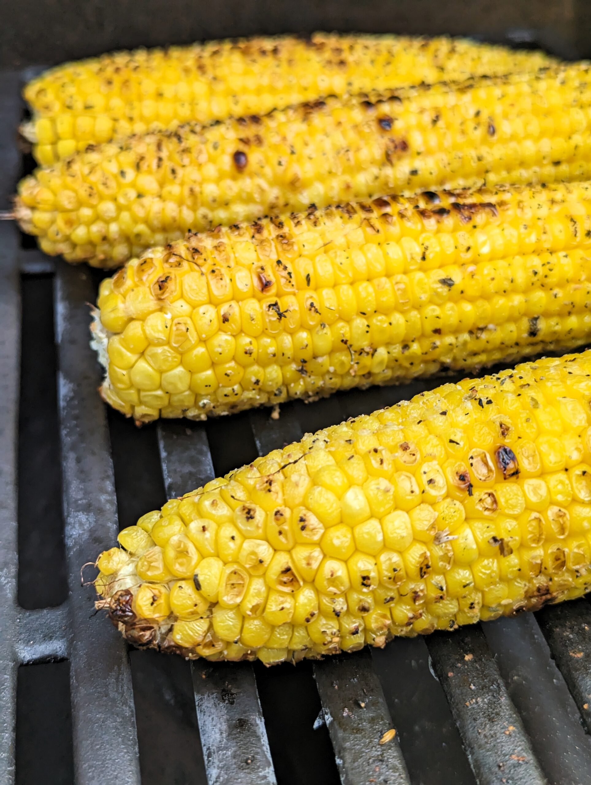 Grilled Corn On The Cob - What's Smoking